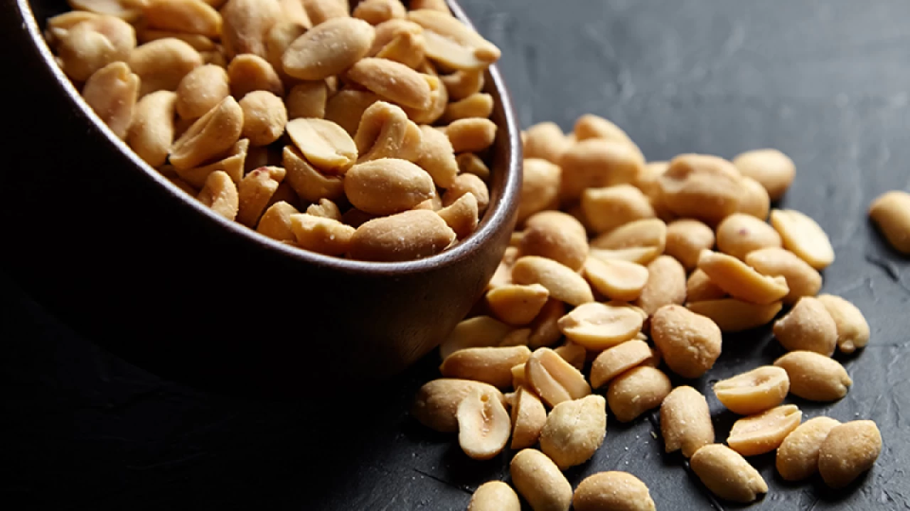 Amazing Properties of Peanuts: A Rich Source of Health and Energy ...